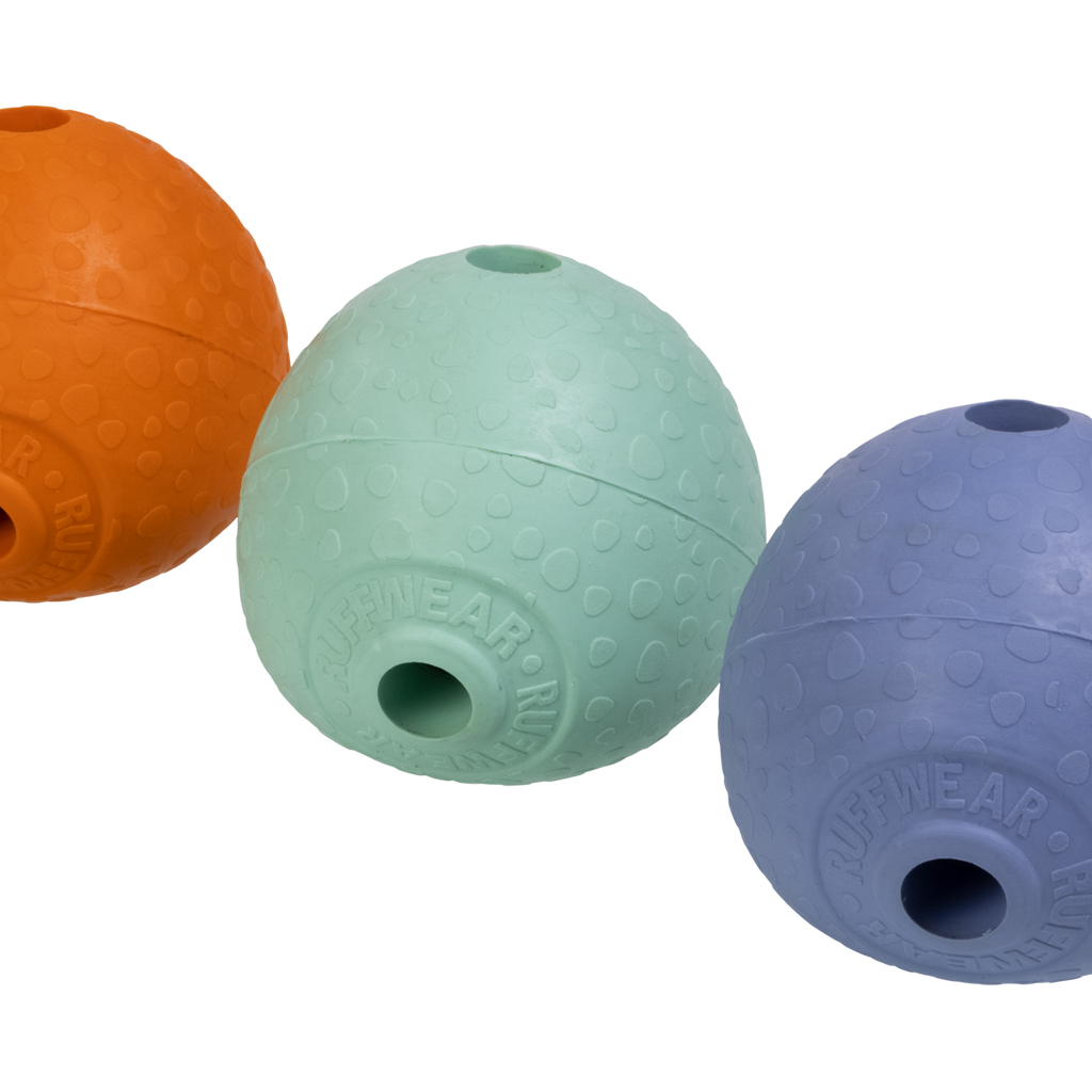 Huckama™ Rubber Dog Throw Toy | Ruffwear UK